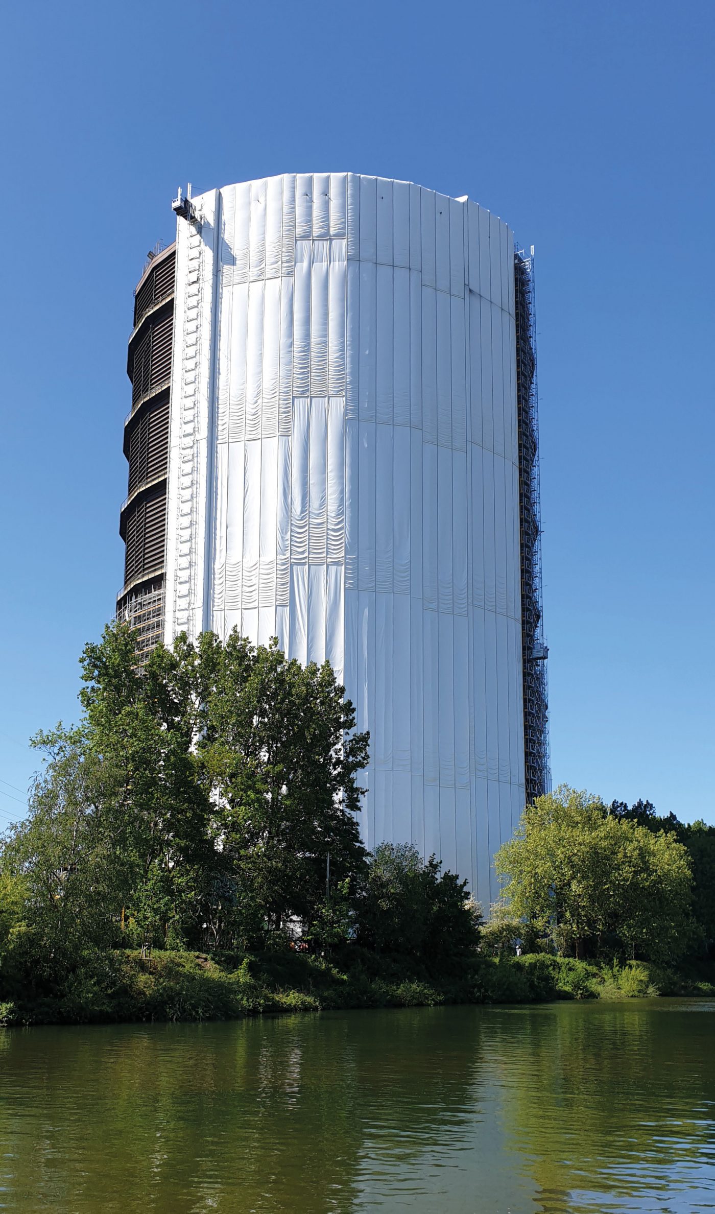 Calenberg - Cisilent® Type E for the gasometer project in Oberhausen ...